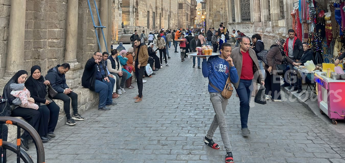 7-Day Egypt Tour by Locals: Explore Pyramids & Hidden Gems"